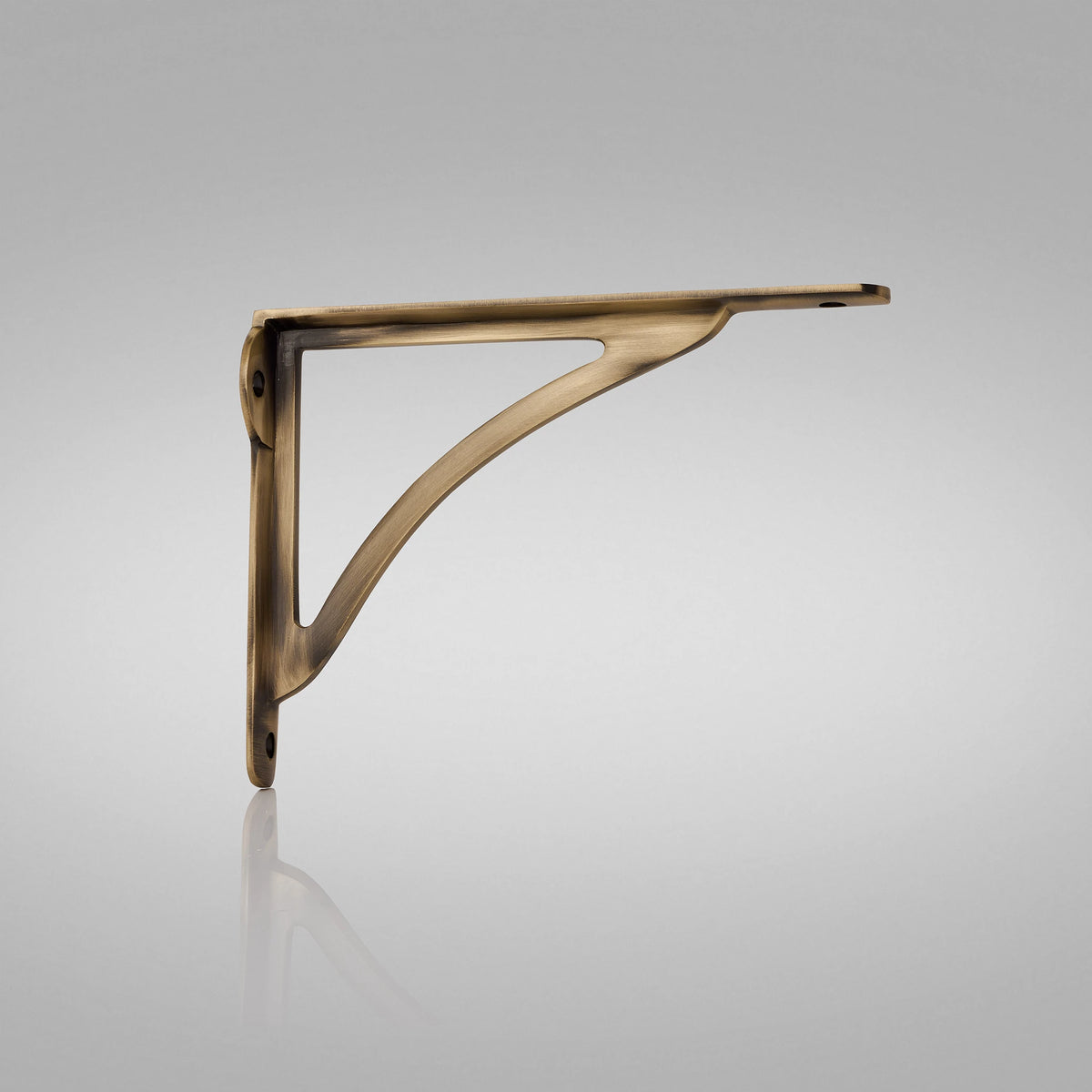 Classic Shelf Bracket – Hardwick
